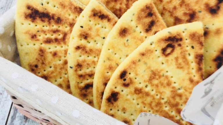 Recette du pain kabyle - Aɣrom - la galette Kabyle | Izzoran.com